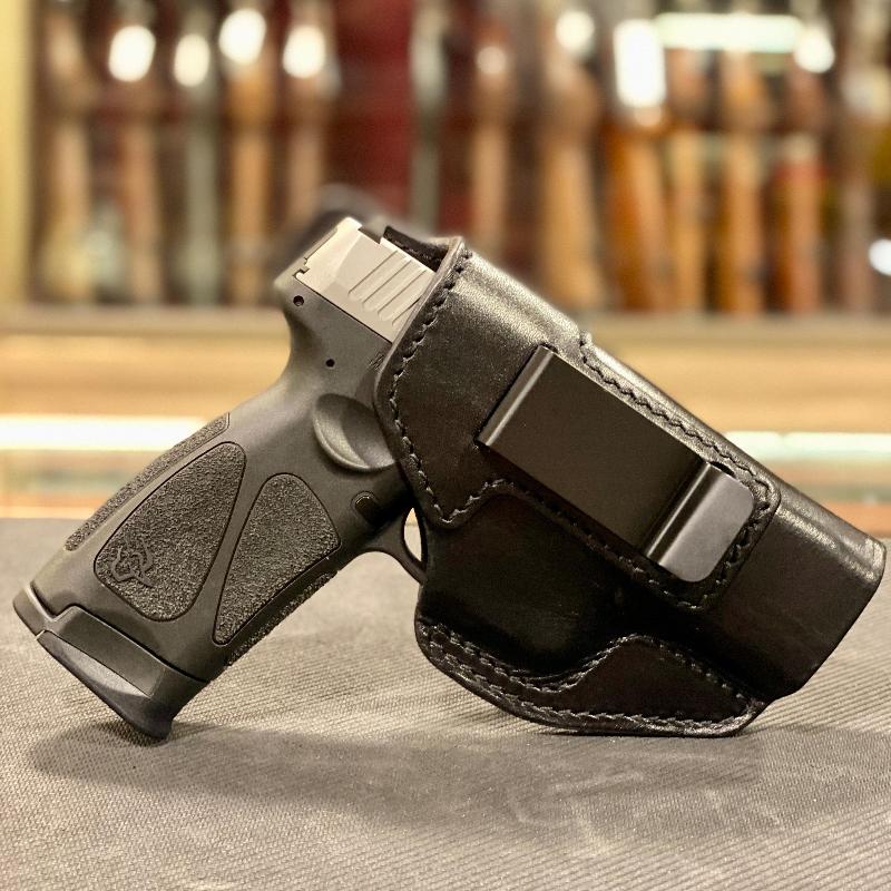 Gun & Flower Leather IWB Holster for Taurus G3 | Black – Scopes and Barrels